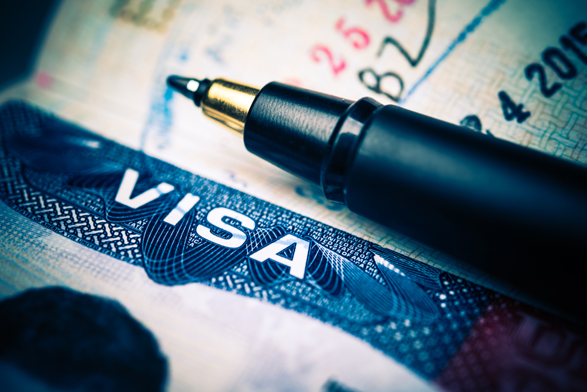USA Immigration With B1/B2 Visa - Is It Possible? Experts Explain Legal ...